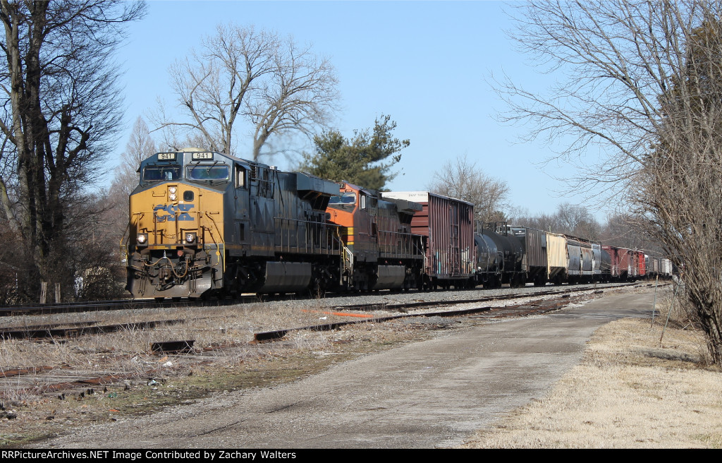 CSX 941 BNSF 4427